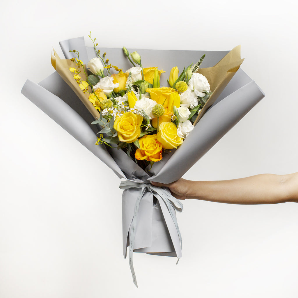 Sunny Side Bouquet – Flowersby.com